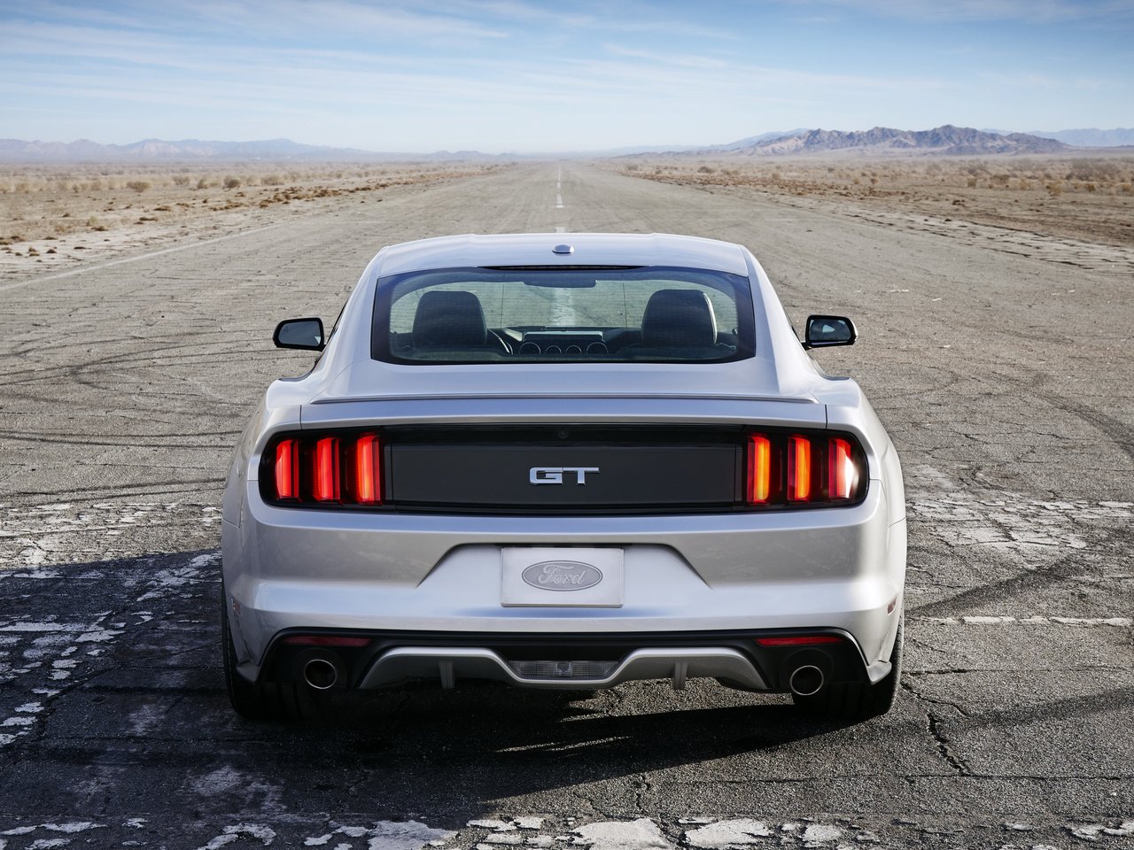Ford Mustang VI 2.3 EcoBoost (317 Hp)